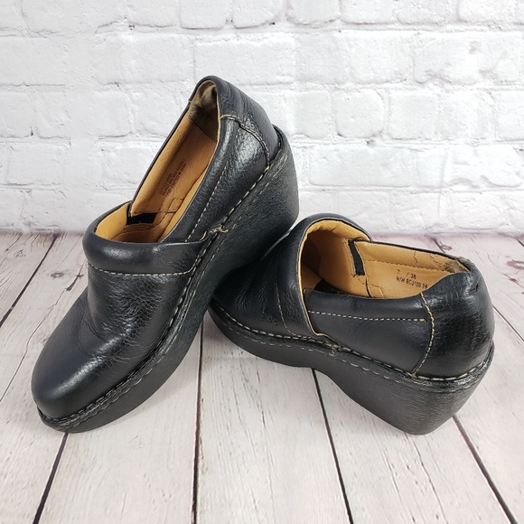boc | Shoes | Boc Slip On Leather Clogs Womens 7 Eu 38 Shoes | Poshmark